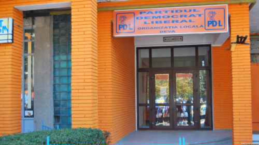 Conducere nouă... şi tânără la PDL Deva » Radio România Reșița