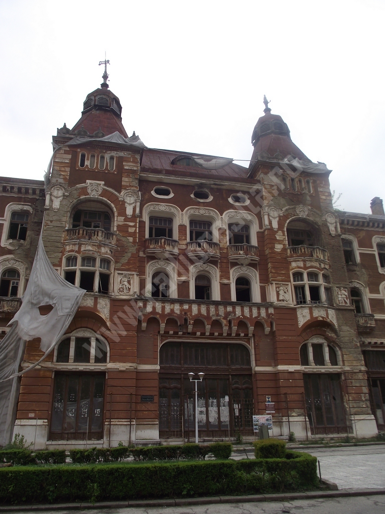 Patrimoniul istoric din Băile Herculane, pe lista UNESCO? » Radio ...