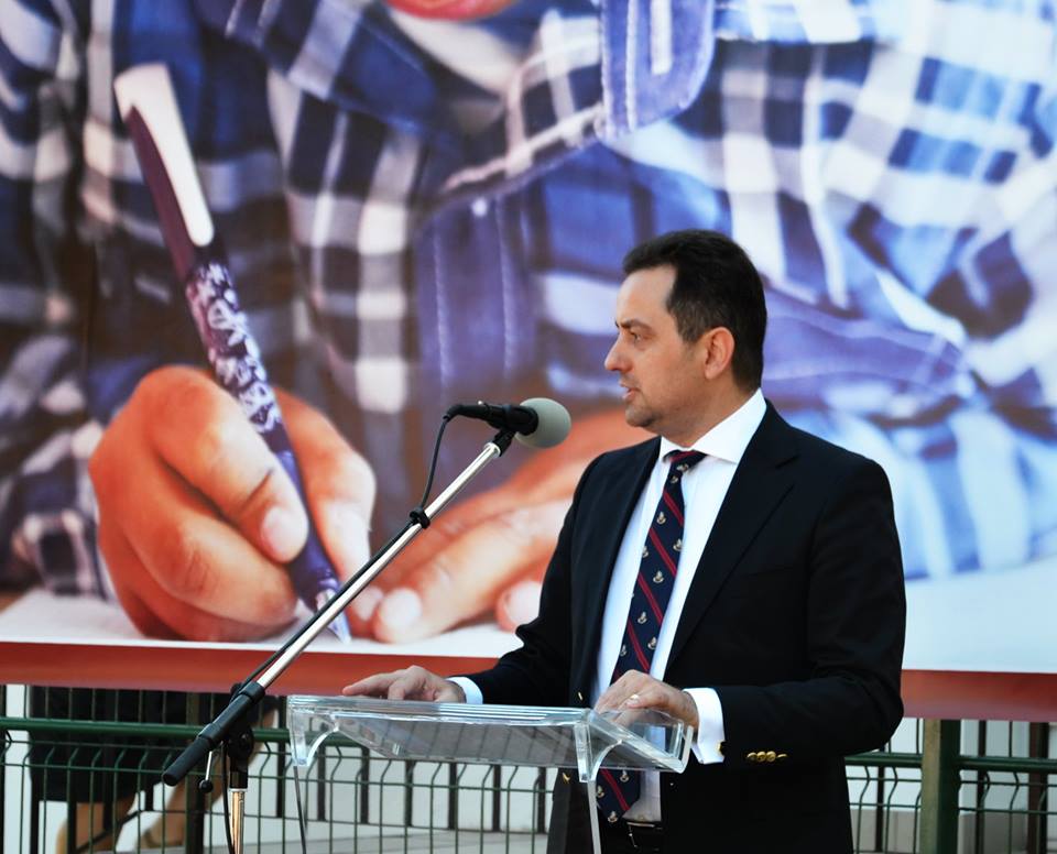 [FOTO] Sâmbătă, 25 noiembrie, „Pe frecvențe” ” Laura Sgaverdea vă dă ...