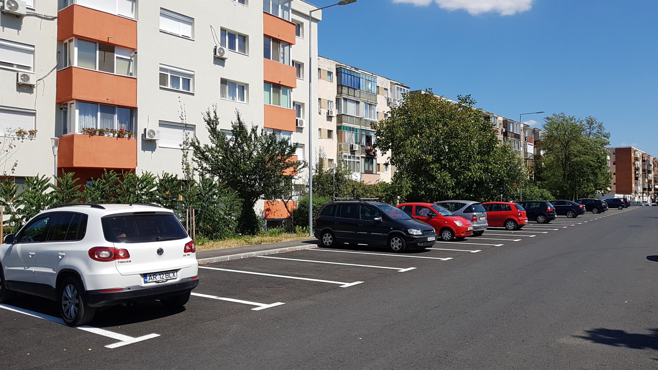 Pregătiri pentru licitația locurilor de parcare din Micălaca - Arad ...
