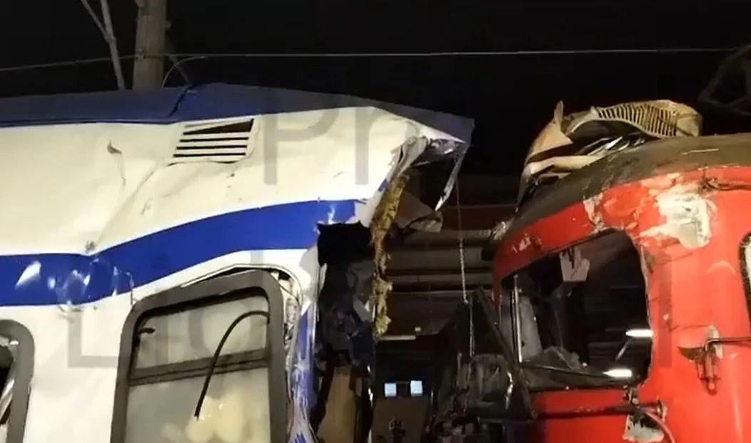 CFR Călători a retras din circulaţie locomotivele electrice similare cu ...