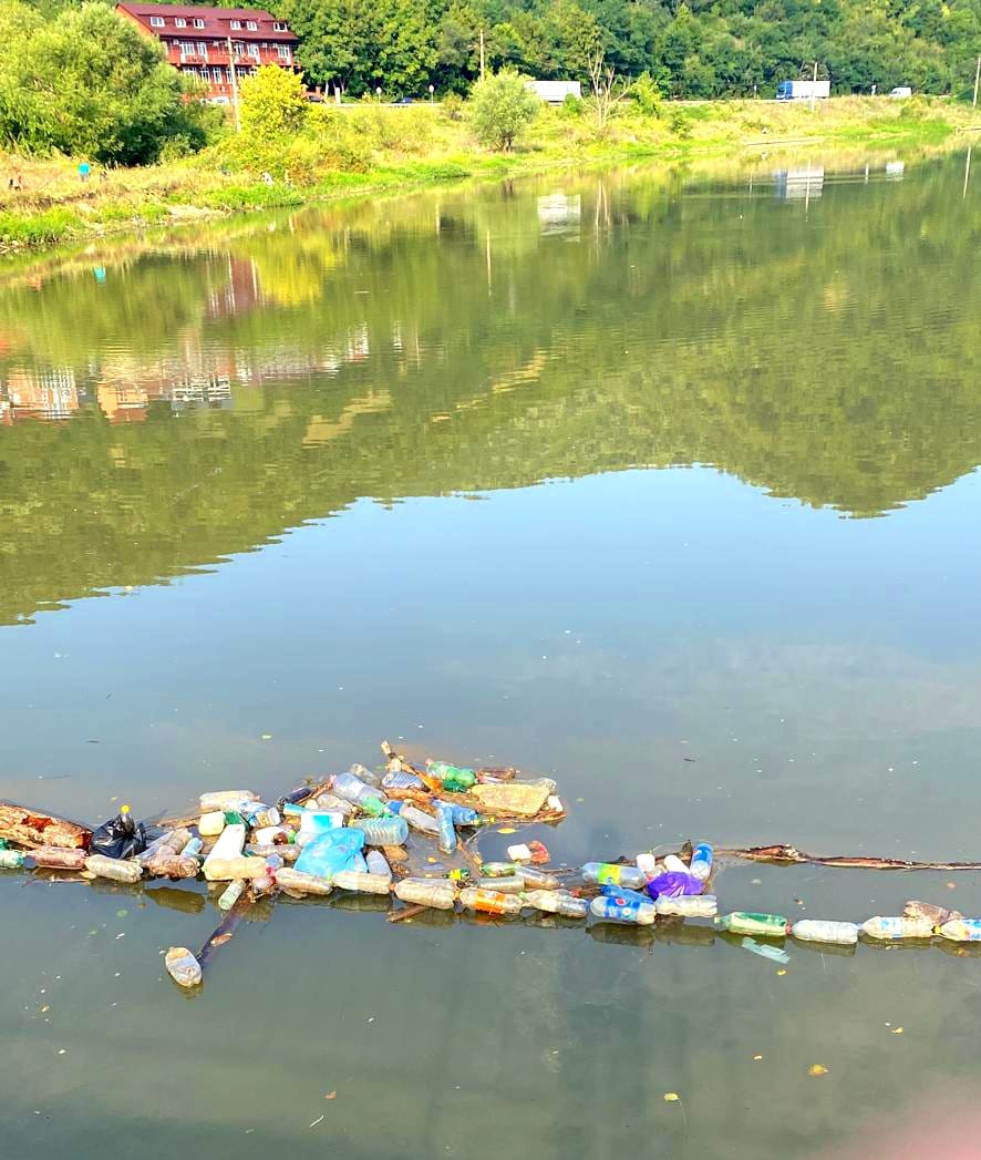 Barieră plutitoare pe Cerna » Radio România Reșița