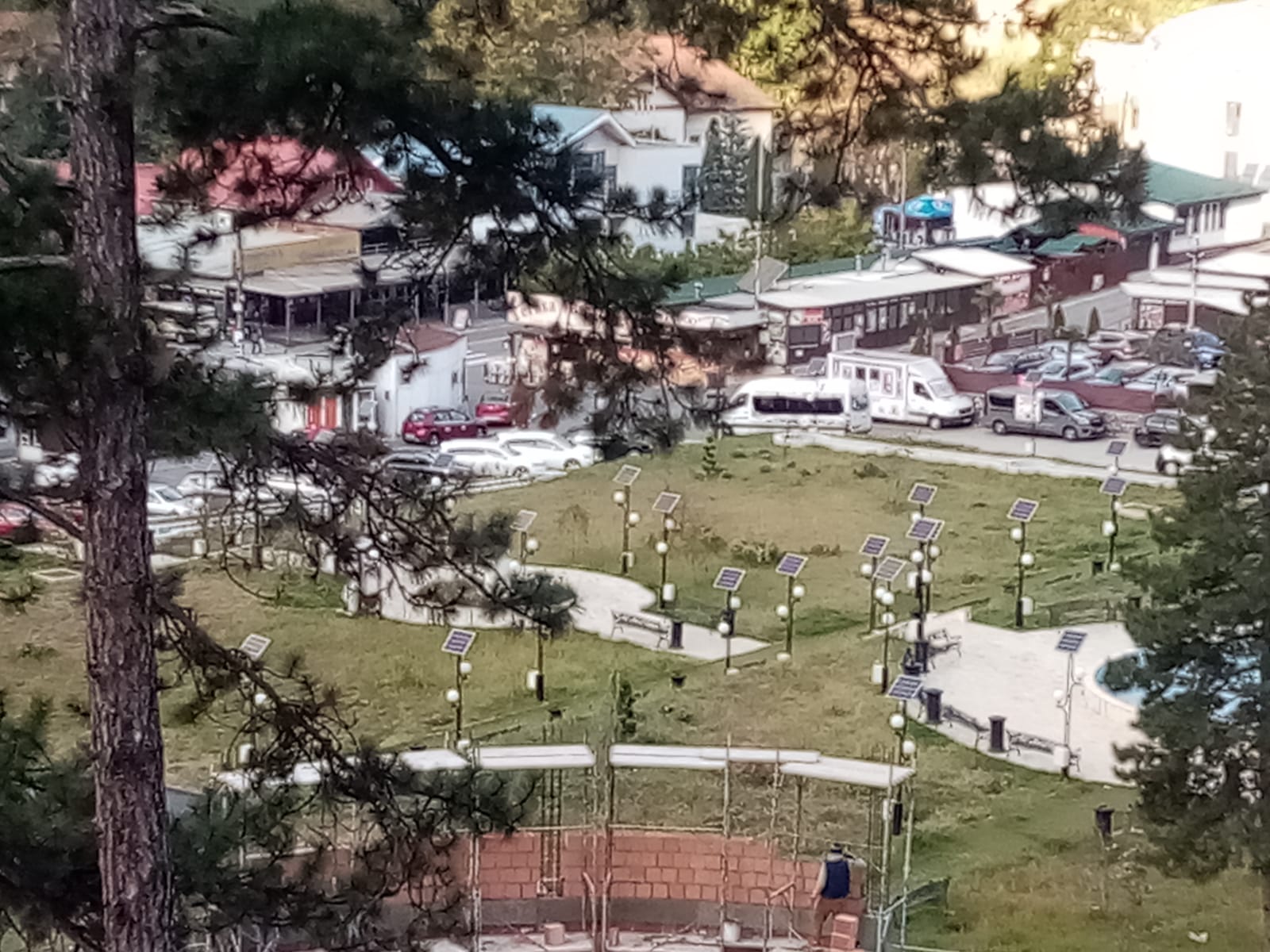 Băile Herculane: În parcul Vicol se lucrează....și nu prea » Radio ...