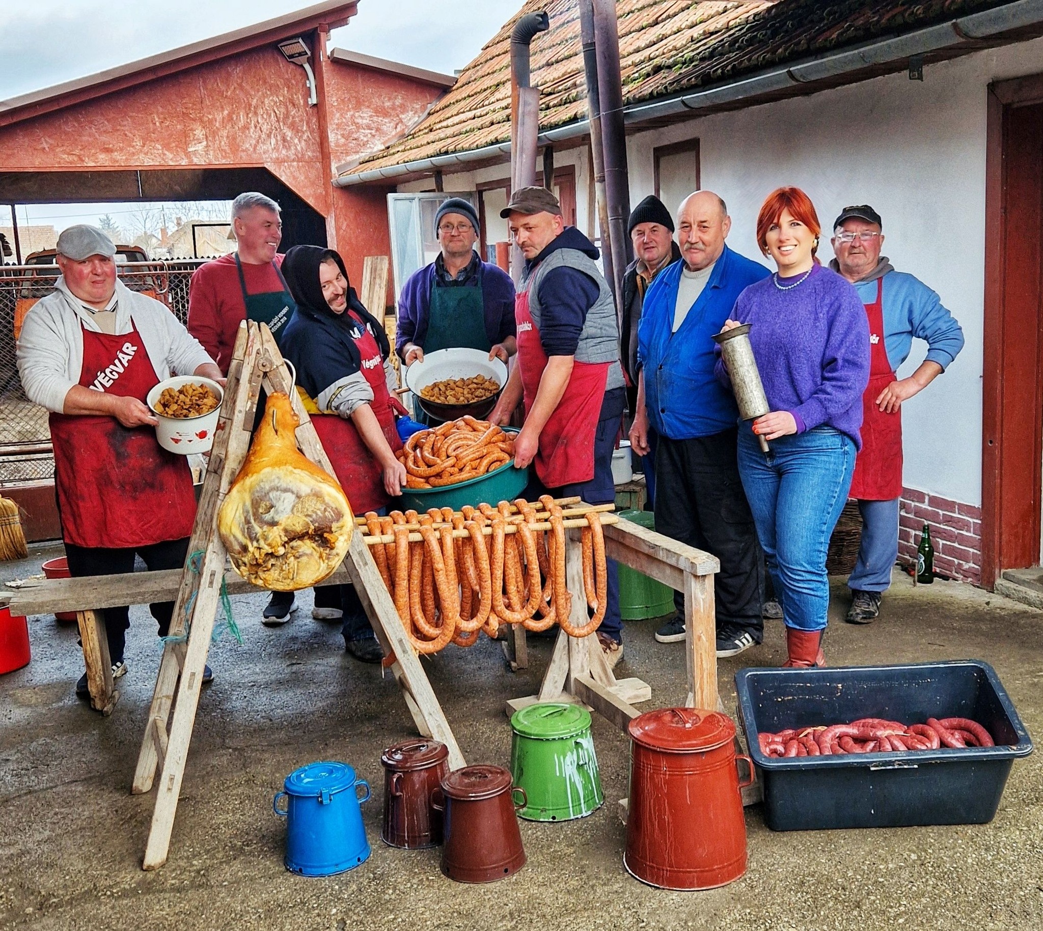 Tradiții măcelărești autentice din Banat, la Tormac » Radio România Reșița