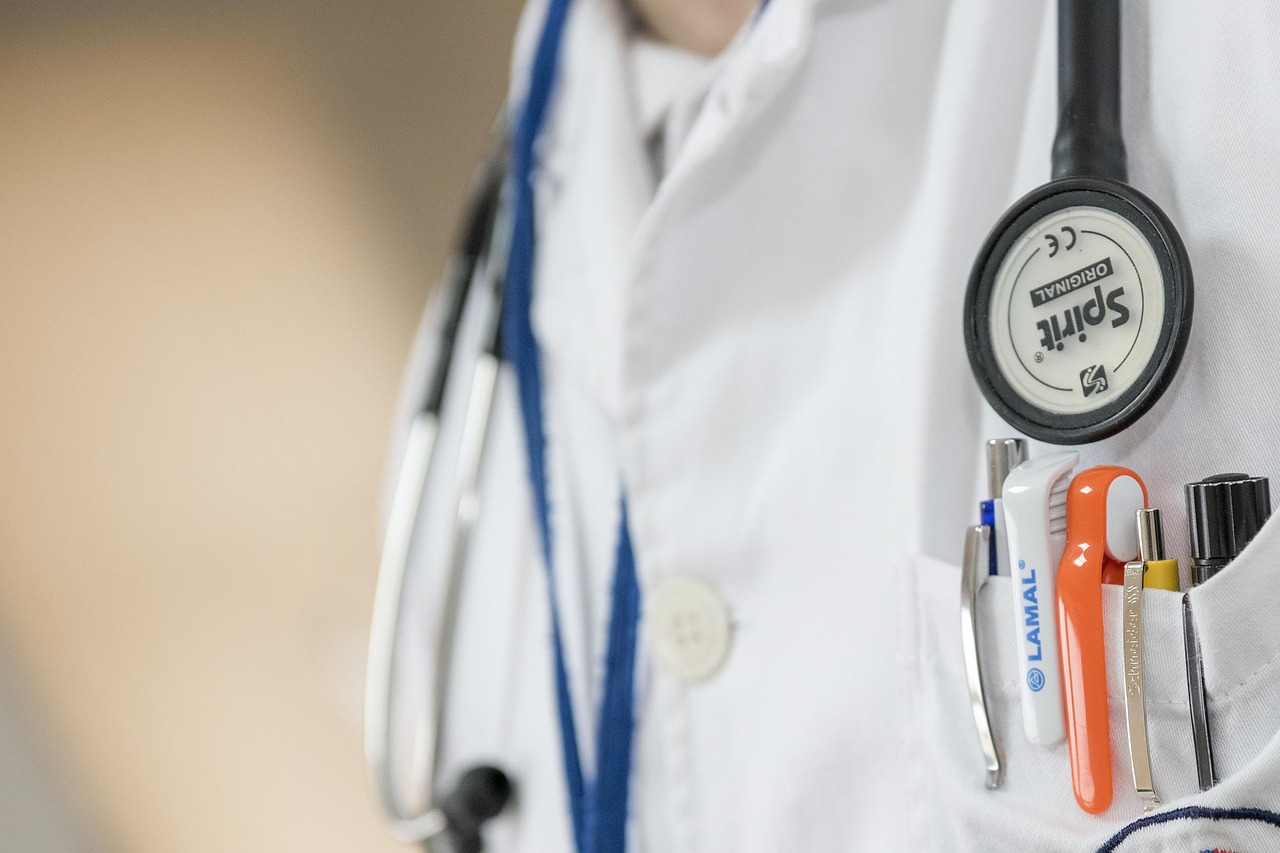 Nouă medici din Caraș-Severin au solicitat certificate de conformitate ...