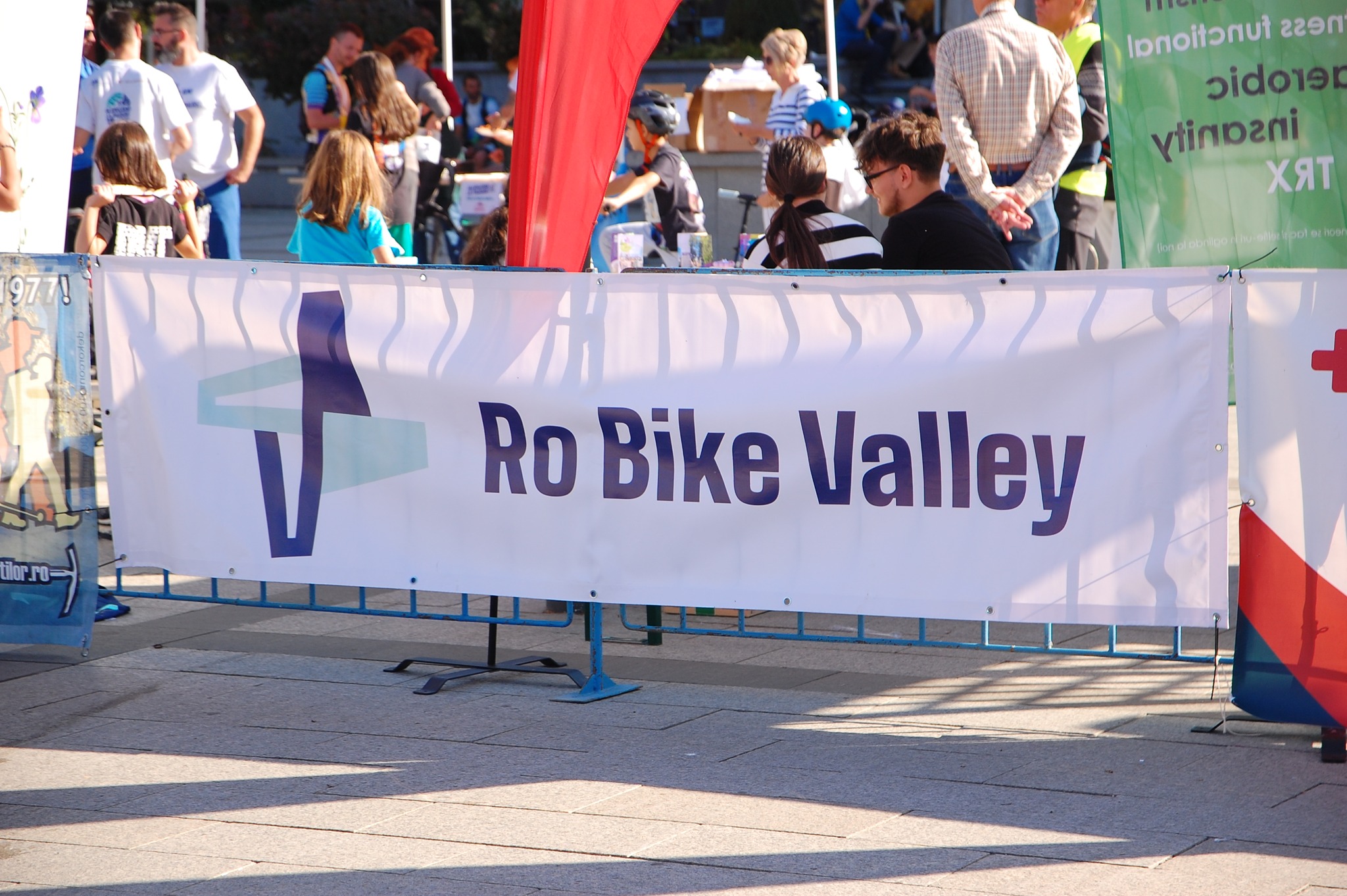 Bicicletele intră în mișcare: proiectele RO Bike Valley au început în toată zona de vest » Radio ...