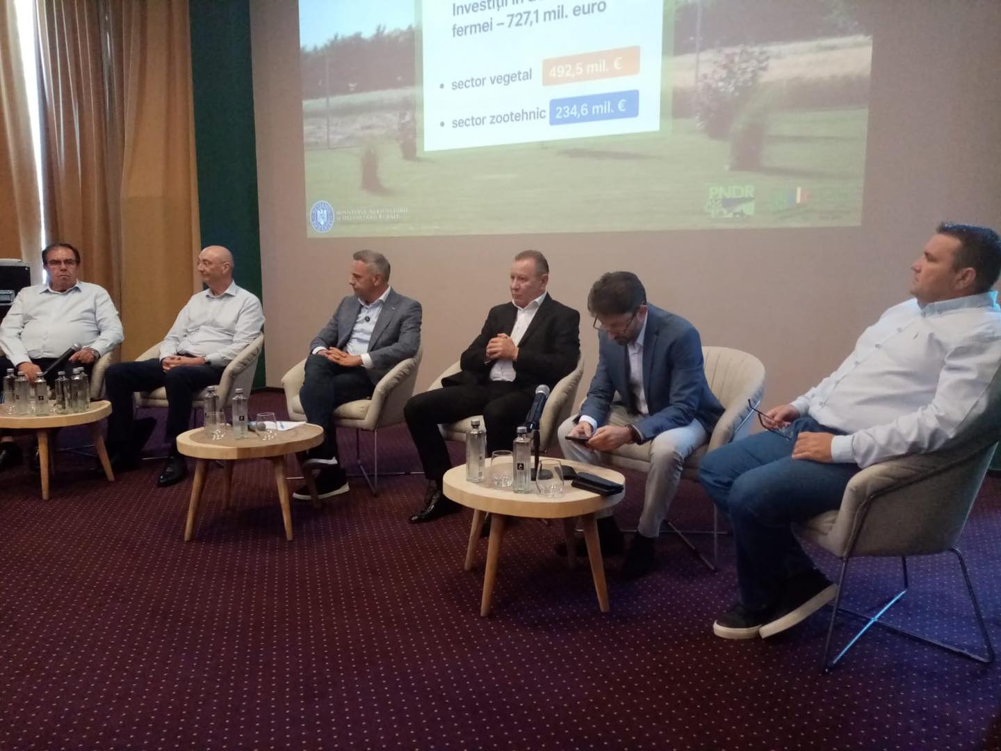 Ministrul Agriculturii, Florin Barbu, în dialog cu fermierii din Caraș ...