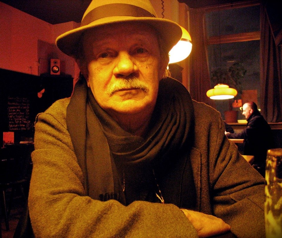 A murit omul Helmuth Sturmer, dar ne-a rămas creația artistului Helmuth ...