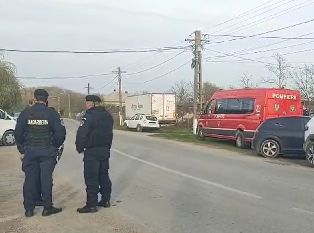 Evacuări la Ceatalchioi și Plauru: risc de explozie al unei nave cu GPL ...