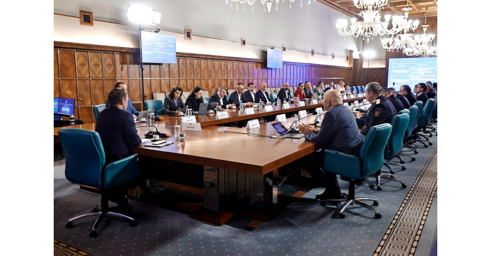 Guvernul Bolojan: pachet de măsuri privind avizele și autorizațiile de ...